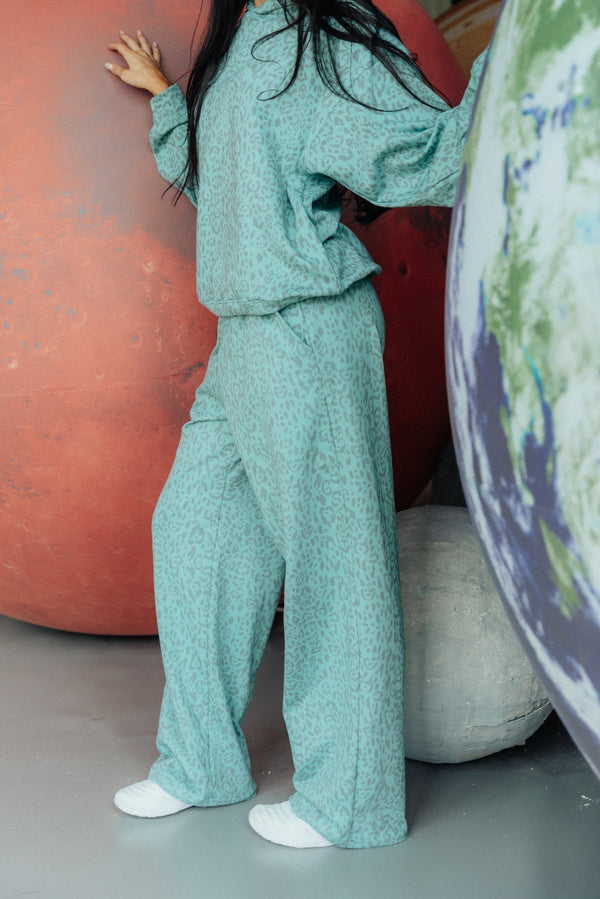 Heart Club Sweatpants Blue Ash Cheetah | Five The Label